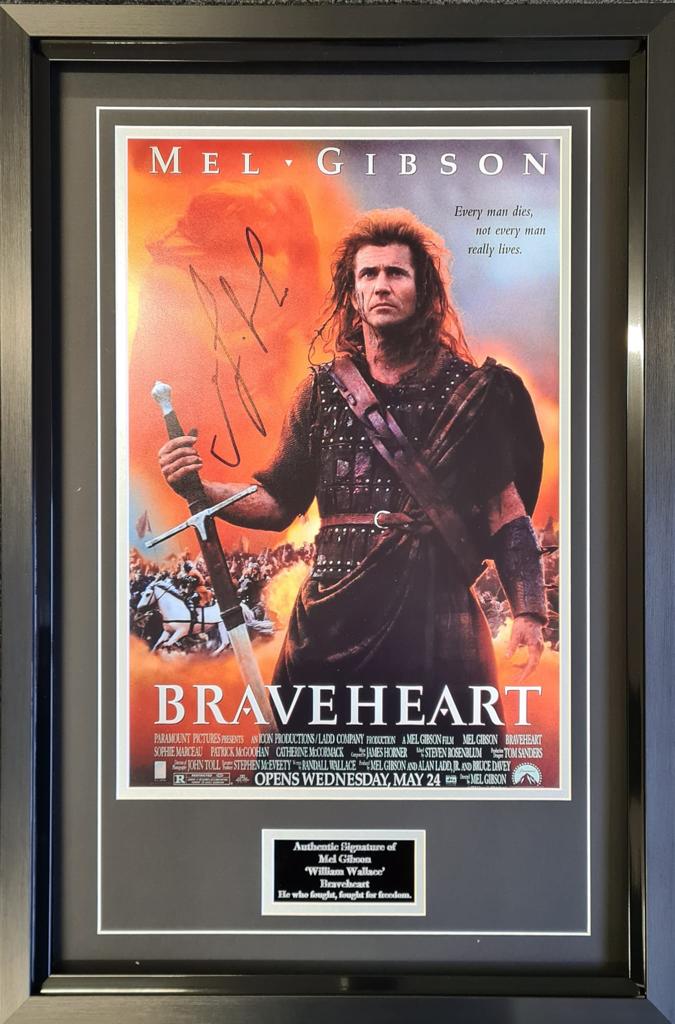 Mel Gibson Signed Braveheart Display. – Backdrop Promotions BDP